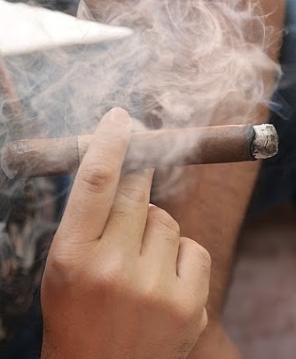 Cigarette, Cigar & Tobacco Smoke & Odor Removal | Smoke Eaters